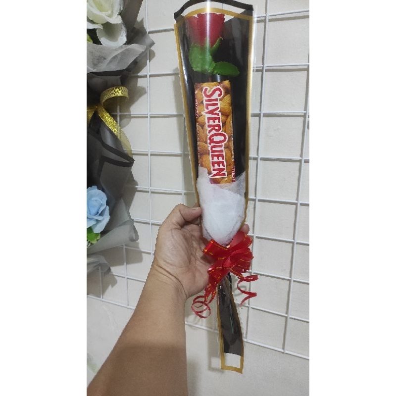 MAWAR Big Silverqueen chocolate rose bouquet/55 gr (free greeting card ...