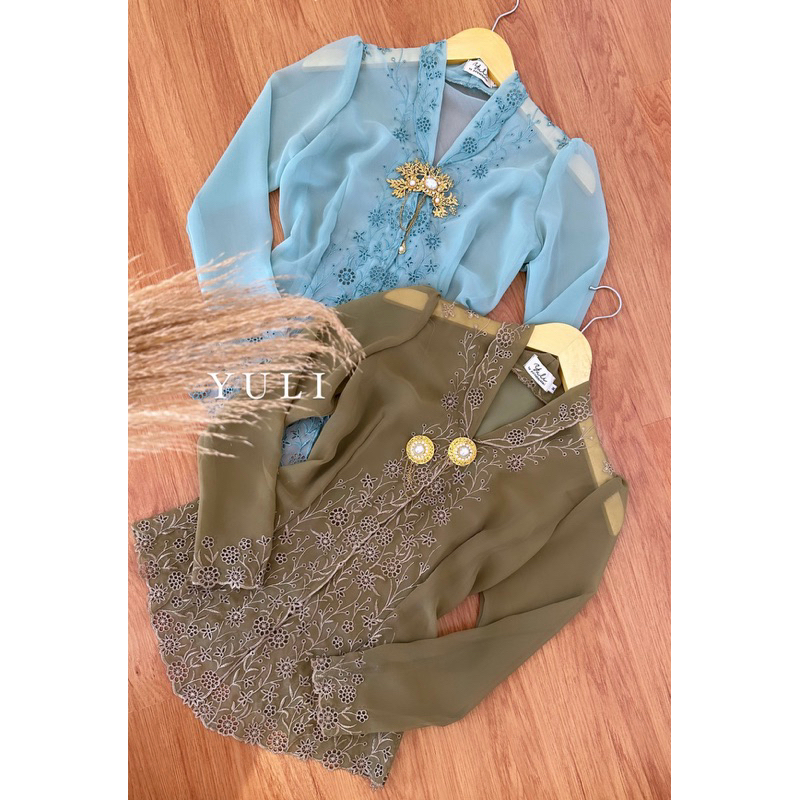 Kebaya becomes embroidered with SUNNY folded collar by Yuli Kebaya Bali ...