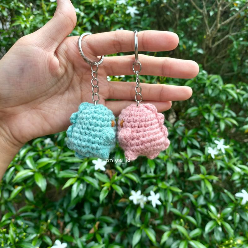 Crochet dinosaur keychain / amigurumi / couple keychain | Shopee Singapore