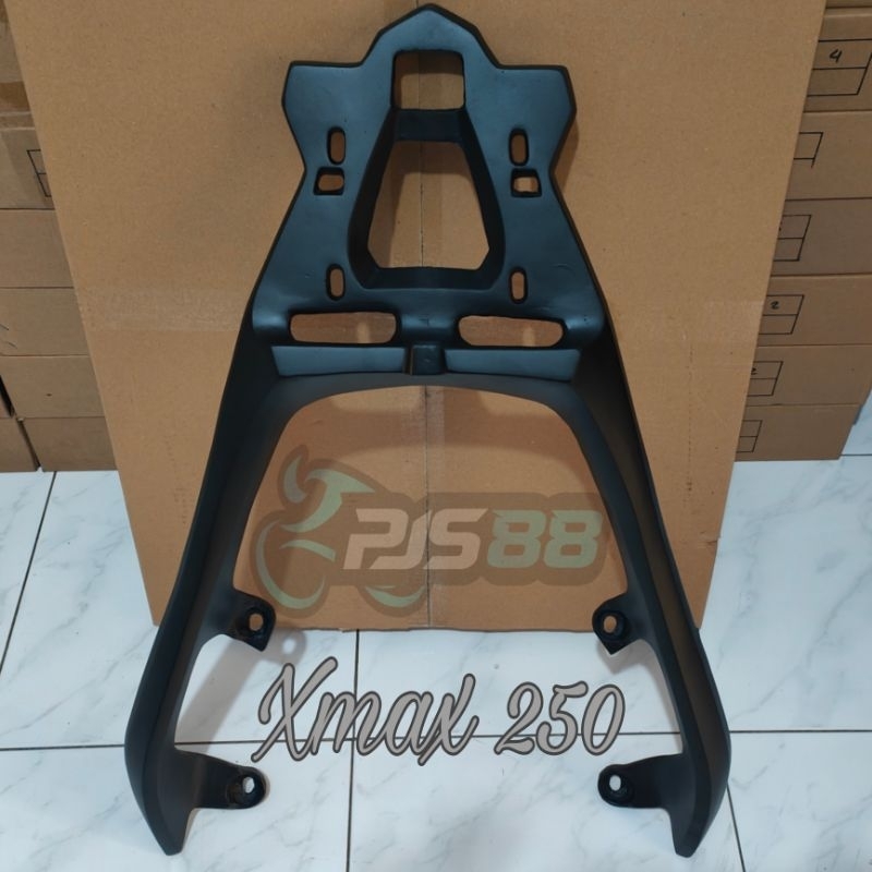 Xmax 250 new Xmax 250 old Box Bracket Yamaha Xmax 250 Kmi Box Holder ...
