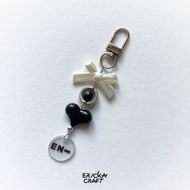 Keychain ENHYPEN KPOP AESTHETIC LOGO BY ERICKA CRAFT | Shopee Singapore