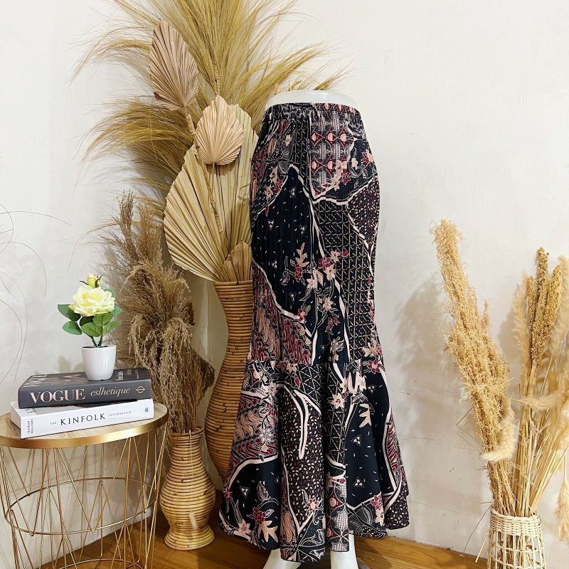 HITAM Plisket Mermaid batik Skirt ASTA BLACK S - Jumbo / kebaya Bottom ...