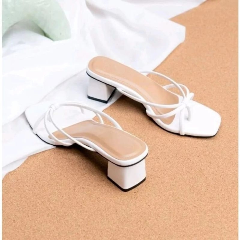 Women's Sandals zeze heels Tofu 5cm // The Latest Contemporary Girls ...