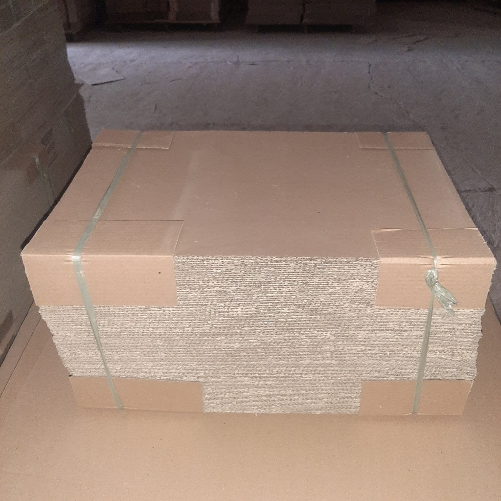 (Contains 100 PCS) Cardboard / cardboard sheet measuring 60x40 cm (100 ...
