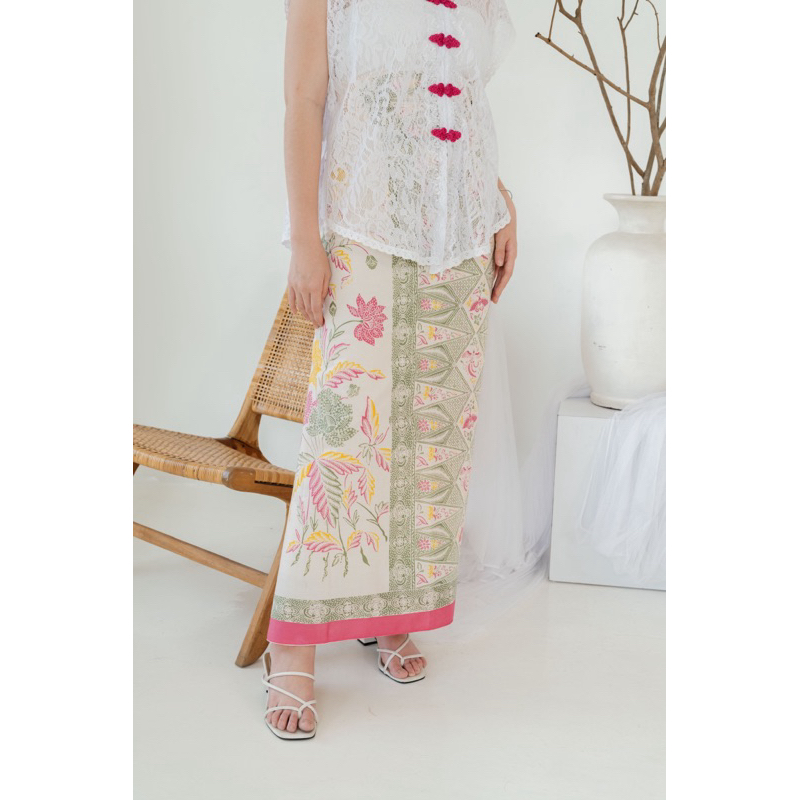 Betari skirt / batik wrap skirt | Shopee Singapore
