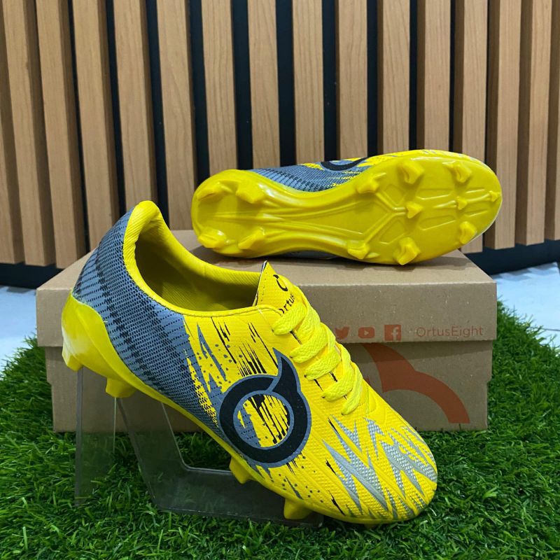 Football Shoes "Ortuseight Catalyst Legion Unity IN" | Shopee Singapore