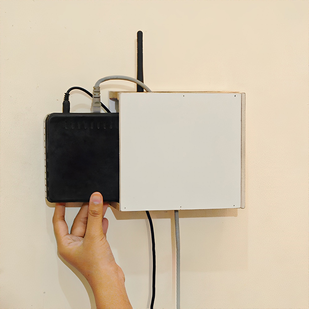 Multipurpose Minimalist Wall Hanging Rack Set Top Box Wifi Router Modem ...