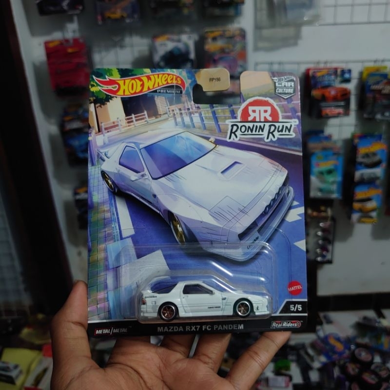 Hot Wheels Mazda RX 7 FC Pandem Ronin Run Series | Shopee Singapore