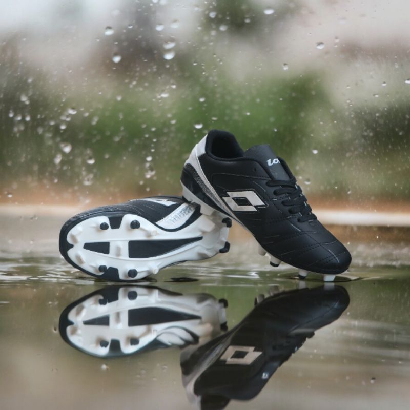 HITAM Premium outsol Black lotto Soccer Shoes Have Been Sewn Around ...