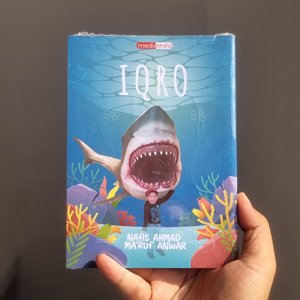 SHARK MOTIF - Iqro Custom Print Photos and Write Children's Names ...