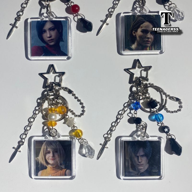 GANTUNGAN Beads Keychain Bag Resident Evil Leon S Kennedy Ada Wong Jill ...