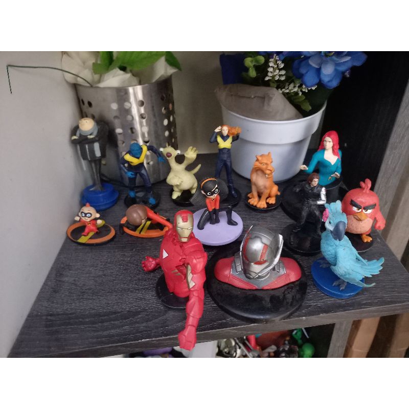 Topper xxi meera aquaman rio angry bird xmen diego mrs incredible ant ...