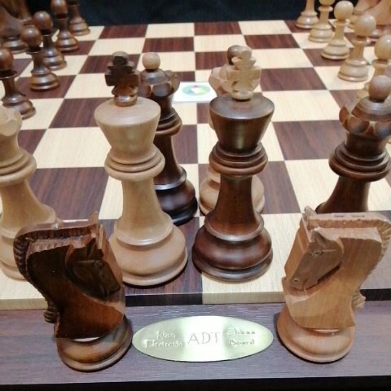 KAYU Embossed Wooden Chess Board Set Premium Non-Folding Pawn FIDE ...