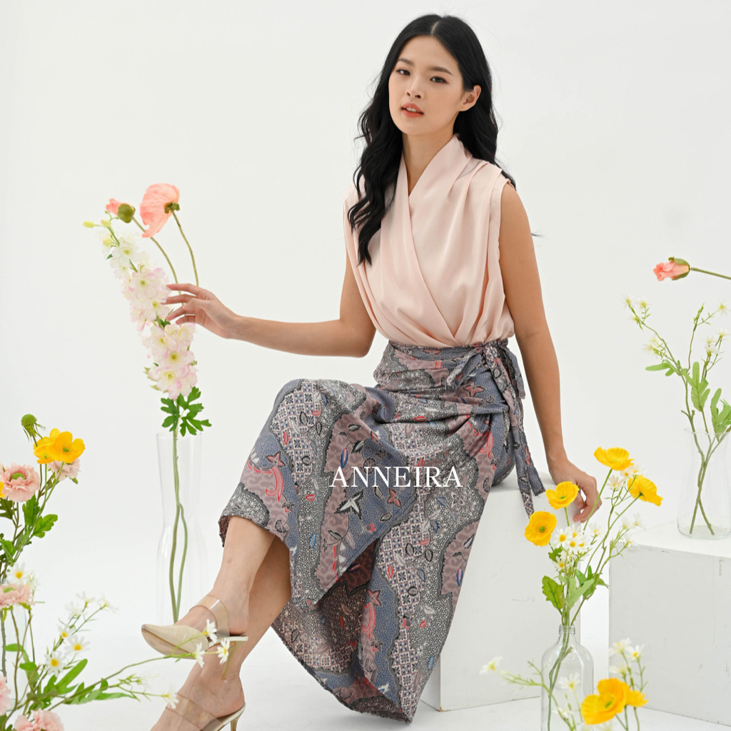 AVANTI BATIK DRAWN SKIRT (1 SKIRT BECOMES 3 LOOKS) | Shopee Singapore