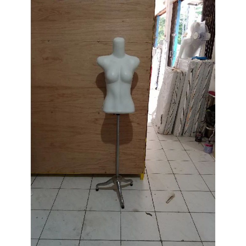 Straight Mannequin Female Statue Plastic Female Statue Half Body ...
