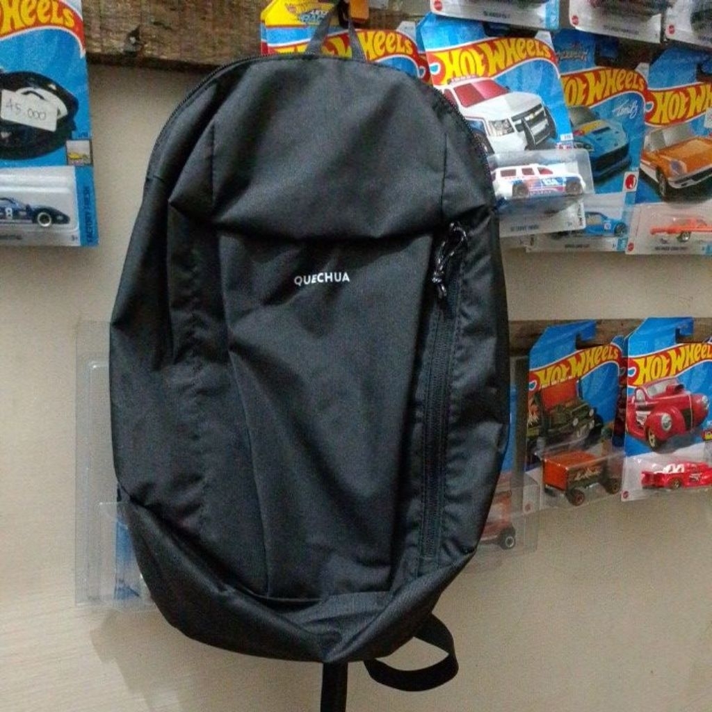 Quechua Brand Black Forclaz Compact slim bag 10 Liter | Shopee Singapore
