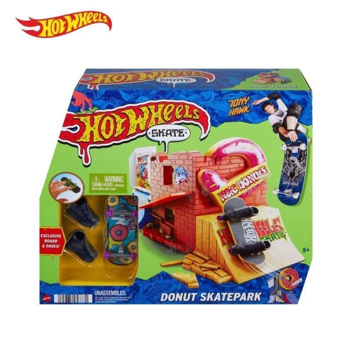 Hotwheels Fingerboard Tony Hawk Donut Skatepark with Exclusive Board ...