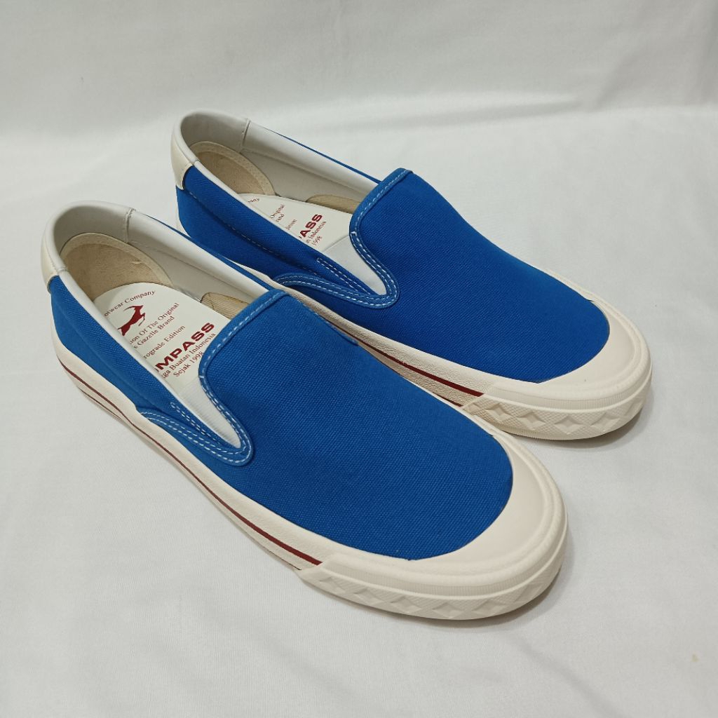 Sneakers - COMPASS retrograde slip-on/ | Blue blue blue | Shopee Singapore