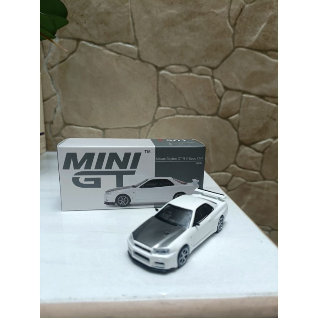 Mini GT Nissan Skyline GT-R R34 V-Spec II N1 (white) | Shopee Singapore