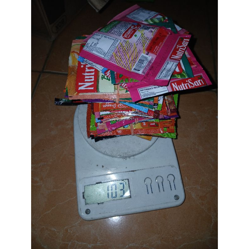 Mixed flavor of used nutritional sachets per 100 grams | Shopee Singapore