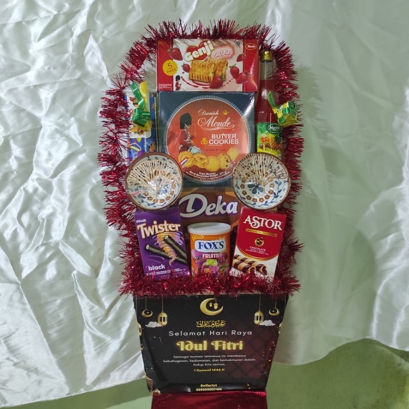 Eid Parcels - Premium Eid Snack Parcels - Latest Eid Al-Fitr Hampers ...