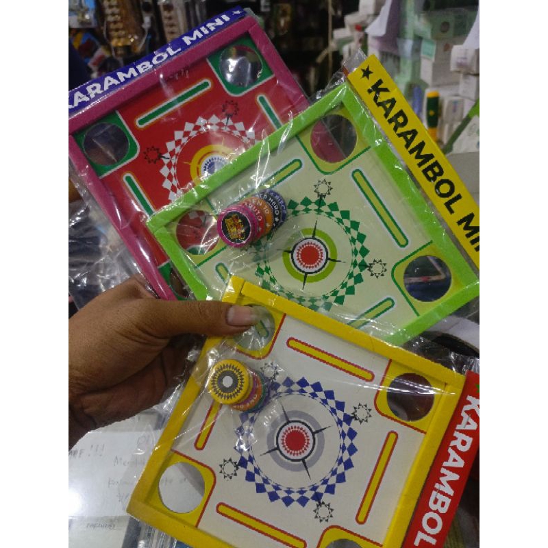 Mini carrom table contains 10 pcs | Shopee Singapore