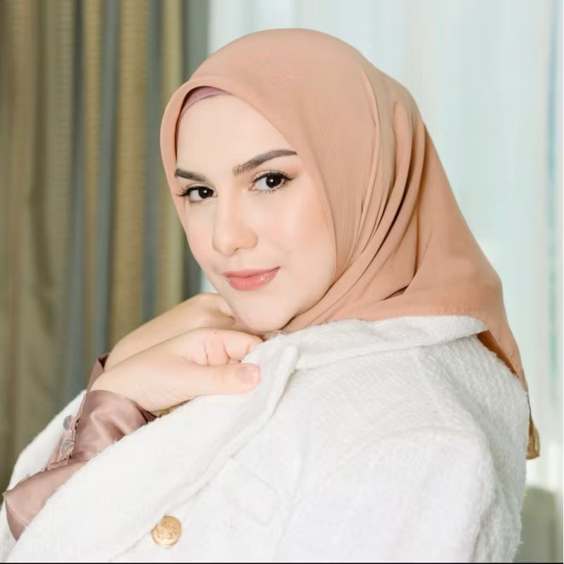 BELLA SQUARE || Quadrilateral HIJAB || BELLA RECTANGULAR HIJAB || BELLA ...