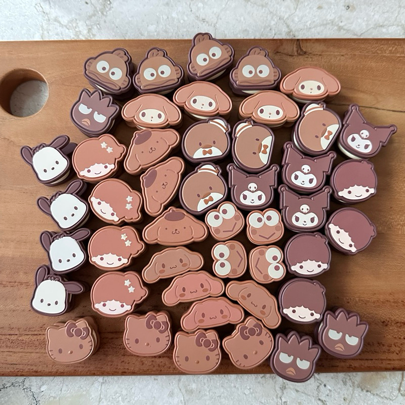 Ready NEW Sanrio Cookies No Colors Figures Pochacco Display Hello Kitty ...