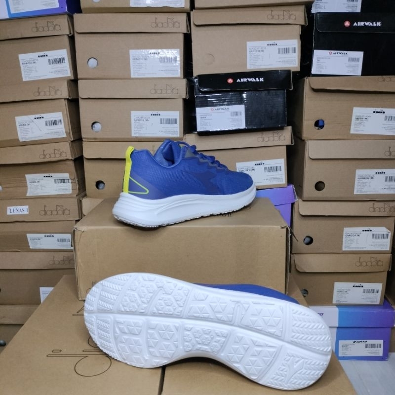 Diadora Heidi Navy | Shopee Singapore