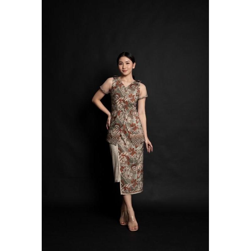 Lyra Modern Batik Set By Tari Mas | Shopee Singapore