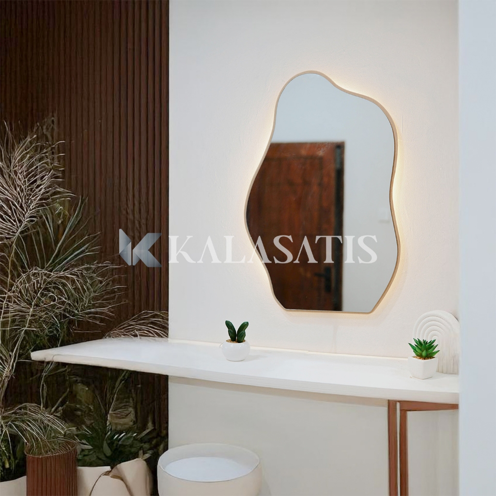 Quarsa Shaped Aesthetic mirror / Hanging Aesthetic Wall mirror / Room ...