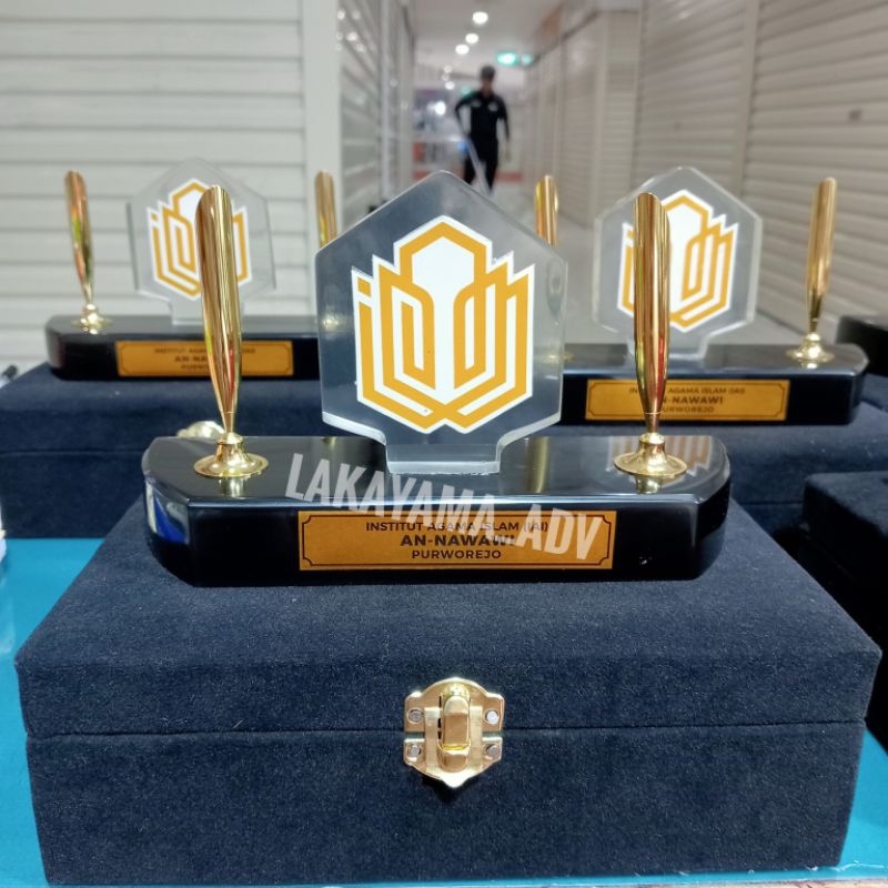 Custom logo ballpoint stand with 2 pen sockets | Shopee Singapore