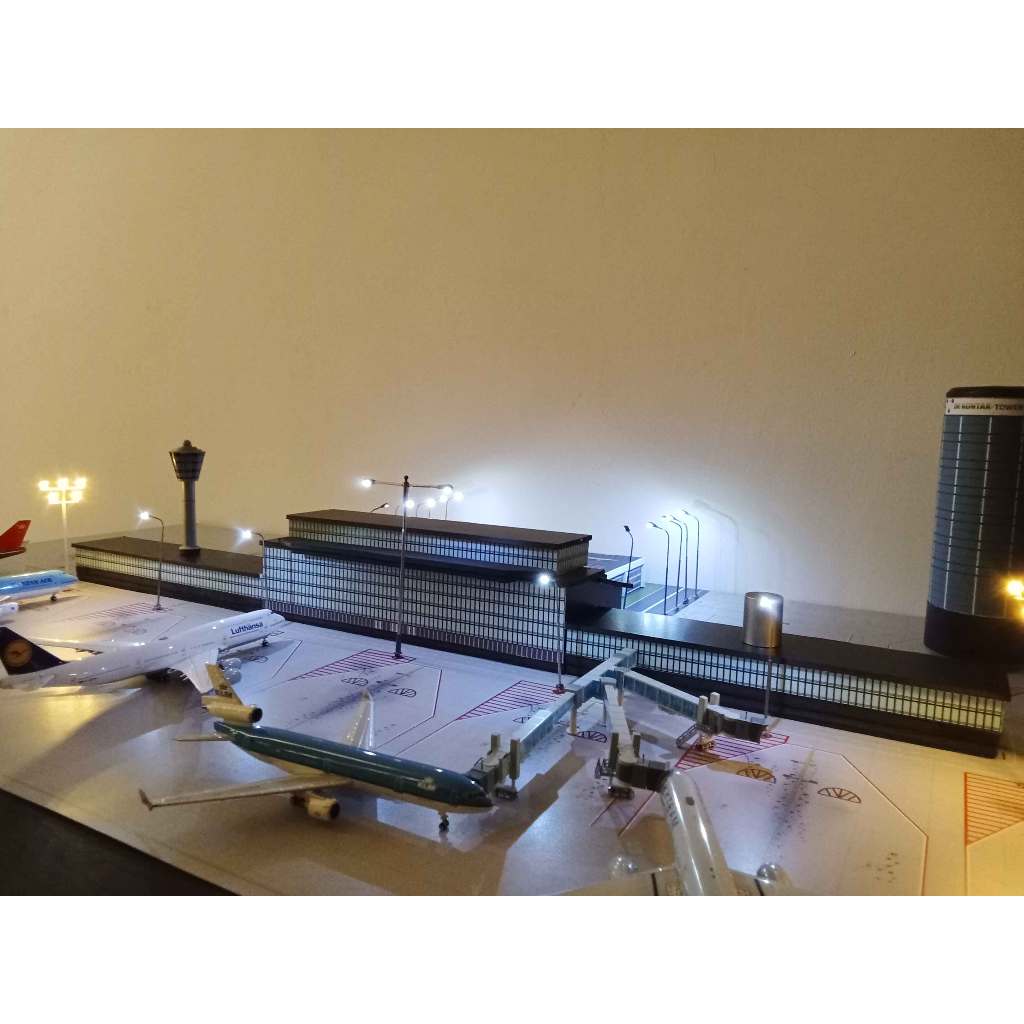 Dual Runway Airport Mat 1:400 Scale and 1:500 Scale | Shopee Singapore