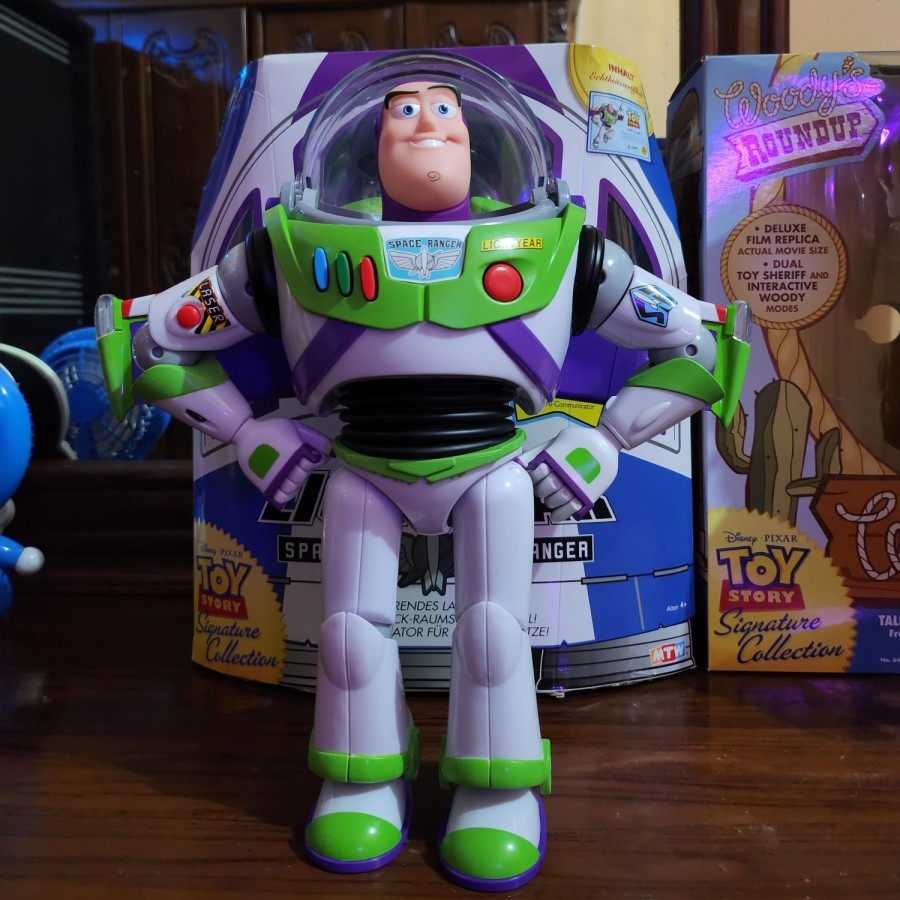 Buzz Lightyear Toy Story Signature Collection ORIGINAL Thinkway ...