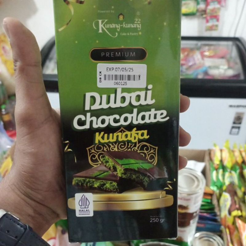 Kunang-Kum Dubai Chocolate Kunafa Premium 250gr | Shopee Singapore