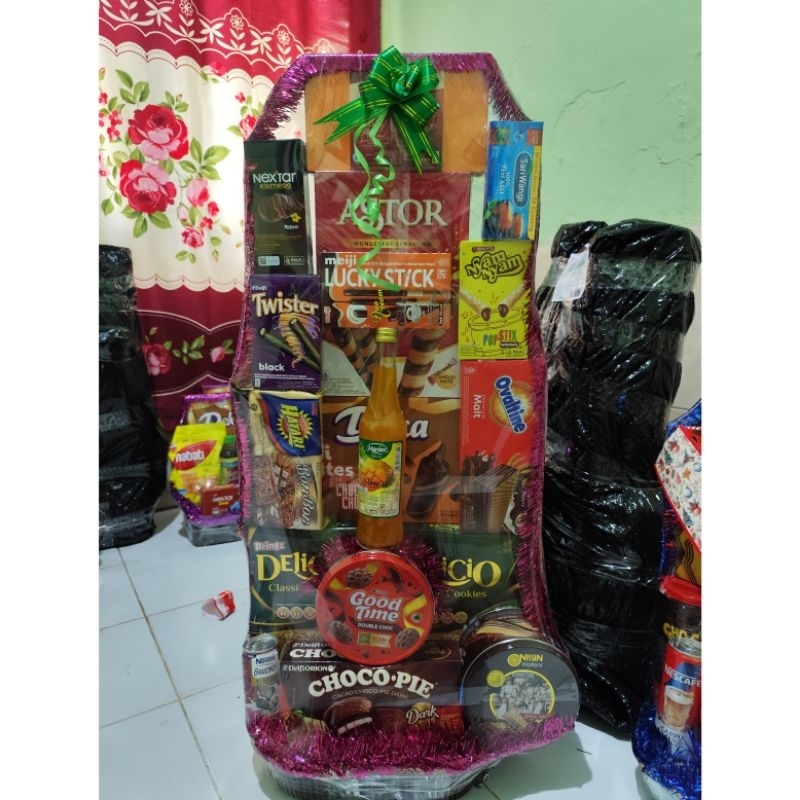 Premium Eid Parcels - Latest Eid Al-Fitr Hampers - Snack Parcels ...