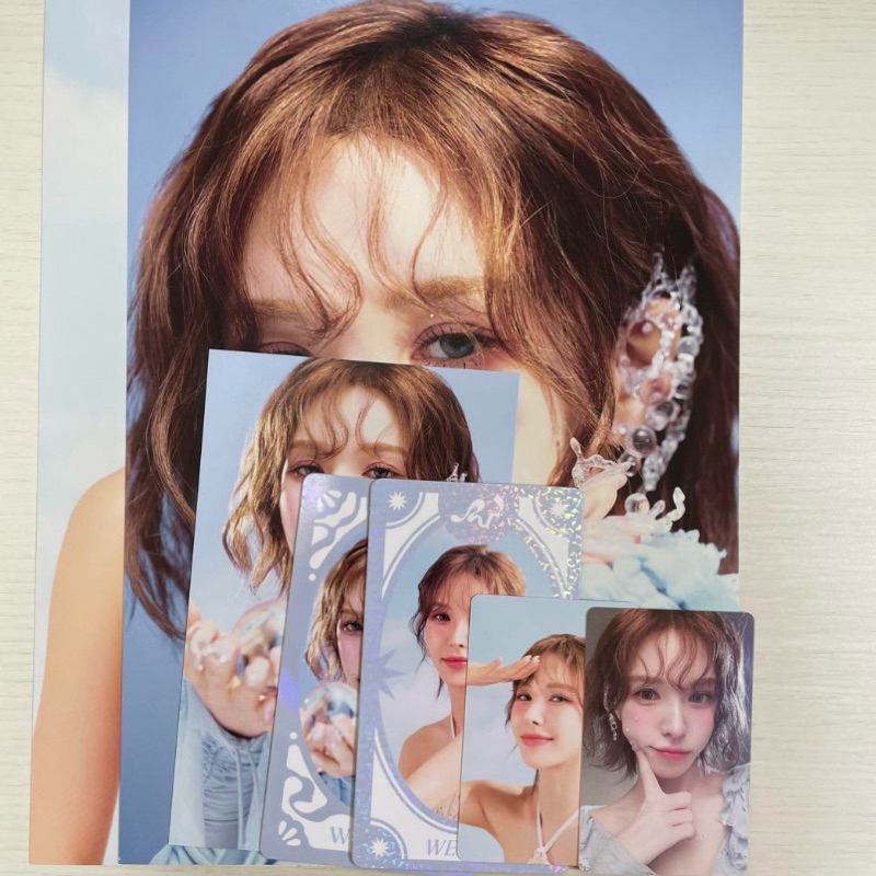 Read THE desk! Red velvet wendy set seasons greetings 2025 official md sm | Shopee Singapore