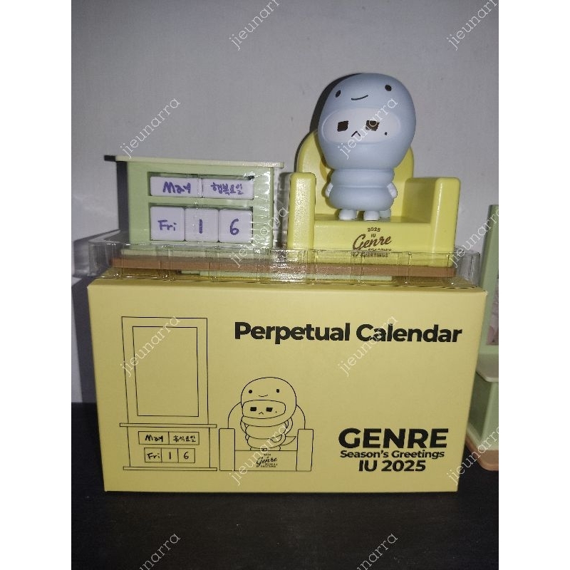 Iu Season's Greetings 2025 - Perpetual Calendar Official | Shopee Singapore