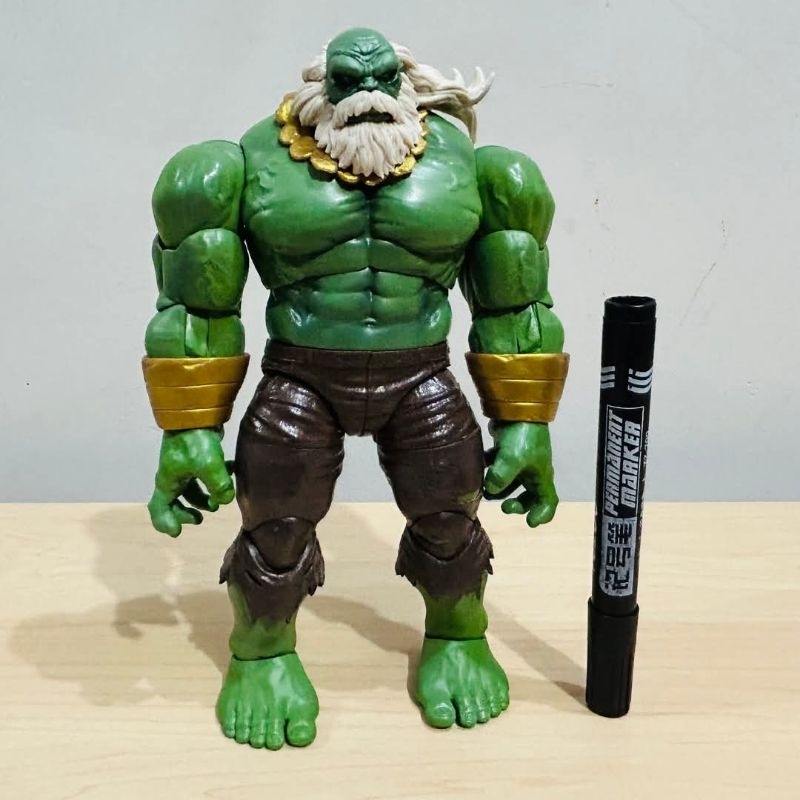 Avengers hulk big Action toy Marvel Legends Maestro Deluxe Action ...