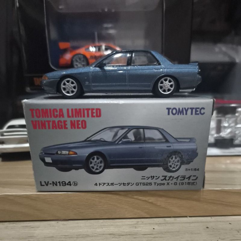 Tomica Limited Vintage Neo TLV-N194b Nissan Skyline GTS25 TypeX G Blue ...