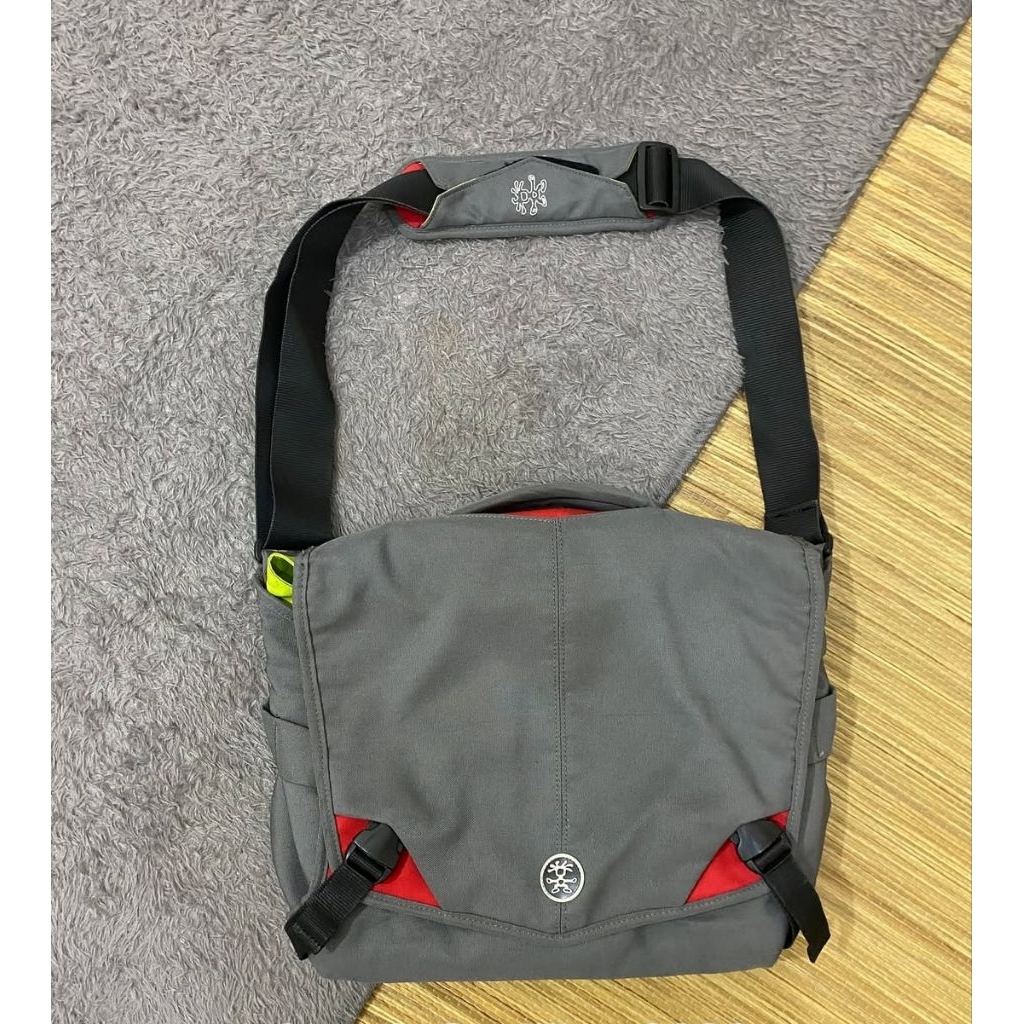 Crumpler 7 Million sling 2888 | Shopee Singapore