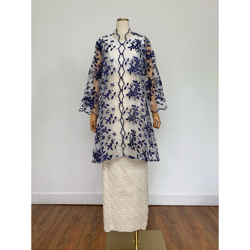 Leona set - hari raya set - kebaya set - brukat set - modern kebaya ...