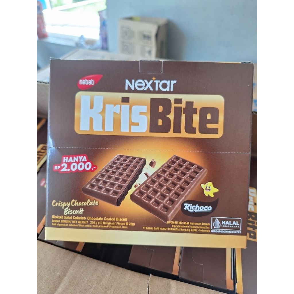 Nabati KrisBite Crispy Chocolate Biscuit (1 box contains 10 packs ...