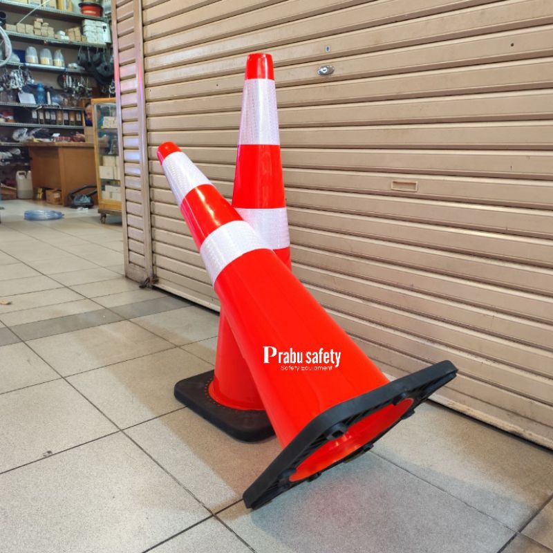 Safety Traffic Cone Cone 90 Cm Rubber Base | Orange Traffic Barrier ...