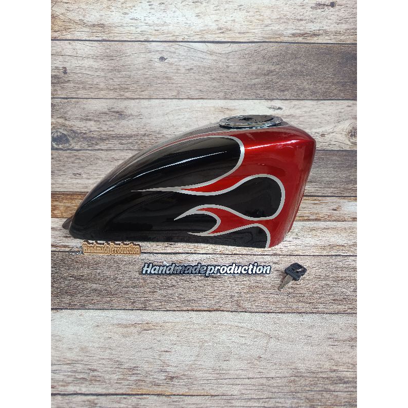 Japstyle Tank Custom Tank Triumph Bobber Sporter Bobber Caferacer ...