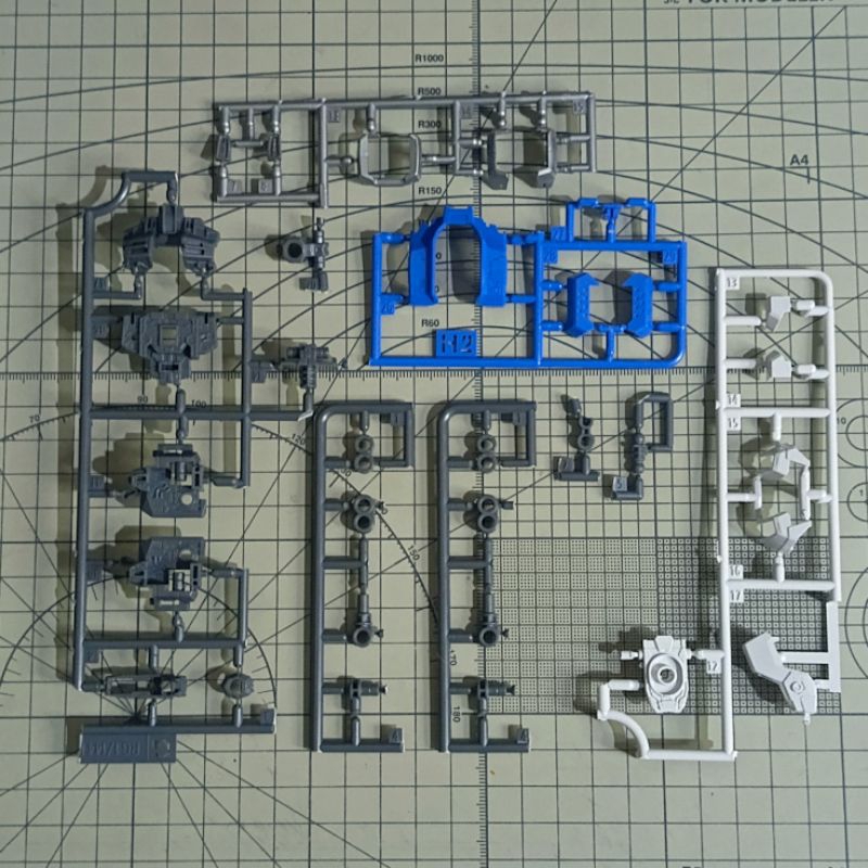 BANDAI RG 1/144 REAL GRADE GUNPLA HI-NU NU GUNDAM PARTS BODY TORSO ...