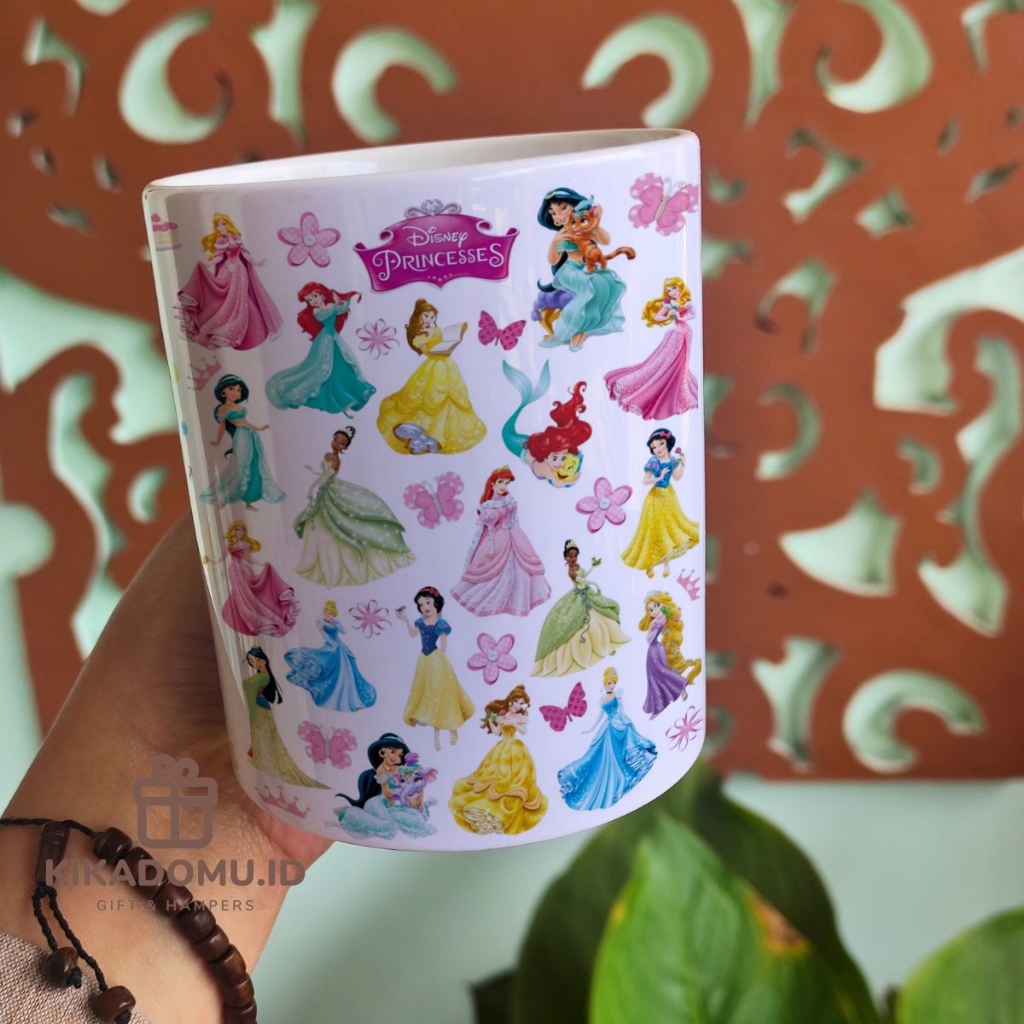 Disney Princess mug White, Cinderella, Aurora, Ariel, Belle, Jasmine ...