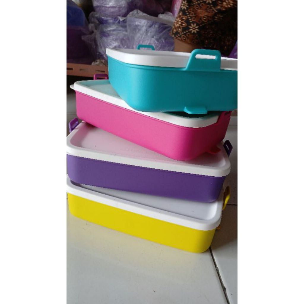 Click to go Rectangular 4-tier CTG original tupperware lunch box ...