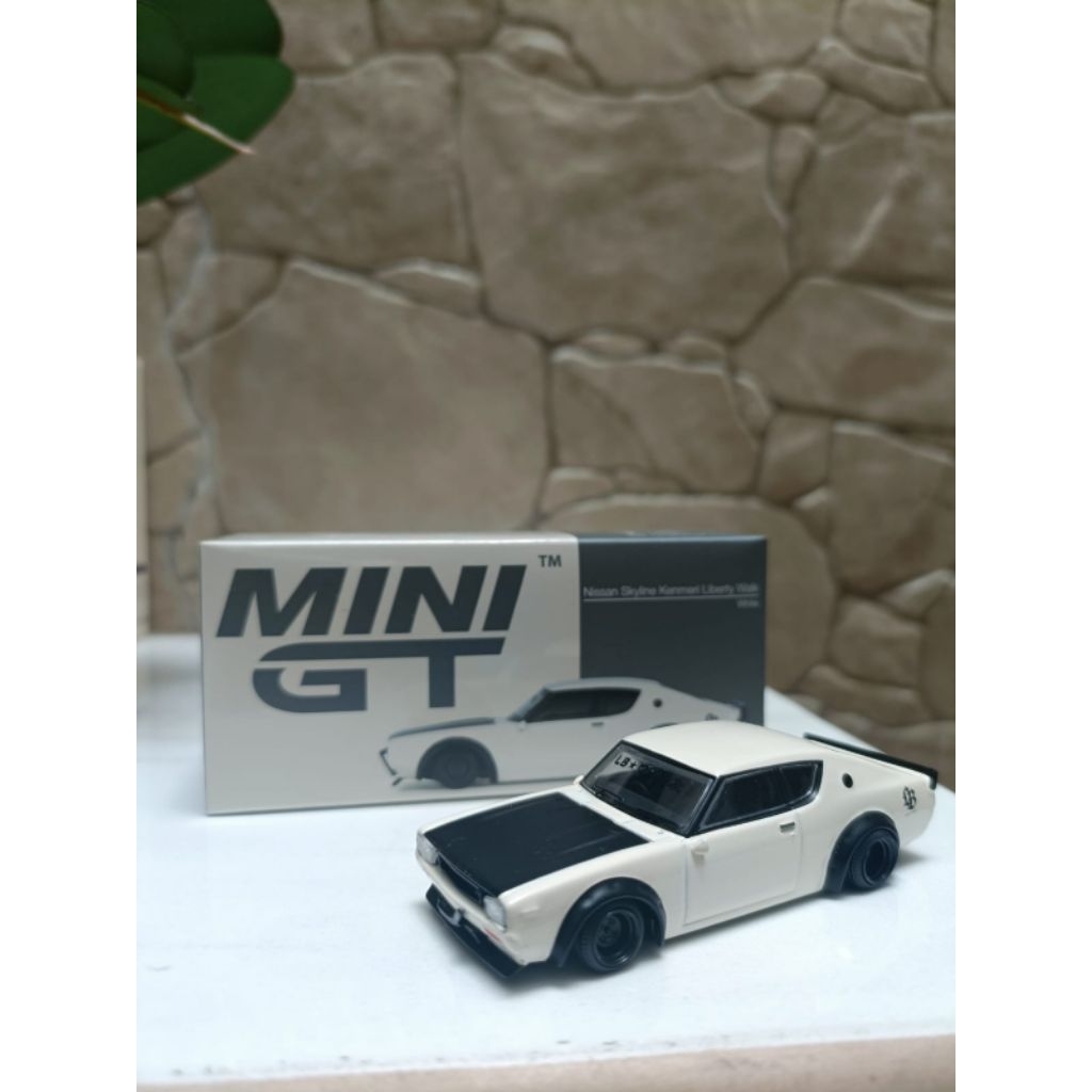 Mini GT Nissan Skylime Kenmeri Liberty Walk (white) | Shopee Singapore