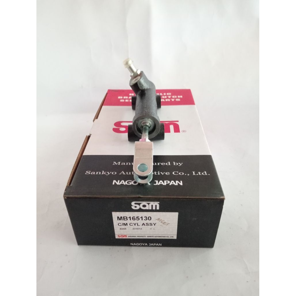 Complete Upper Clutch Master Cylinder Mitsubishi L300 PS120 SAM Japan ...